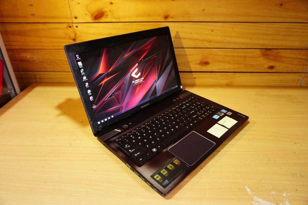 Jual Laptop Lenovo Ideapad Y580 Grey - Eksekutif Computer
